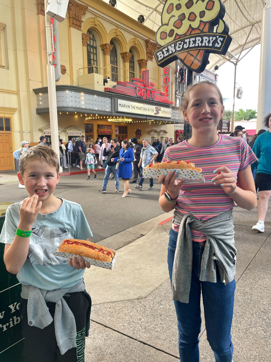 Tips for Visiting Movie World Gold Coast - Mum on the Move